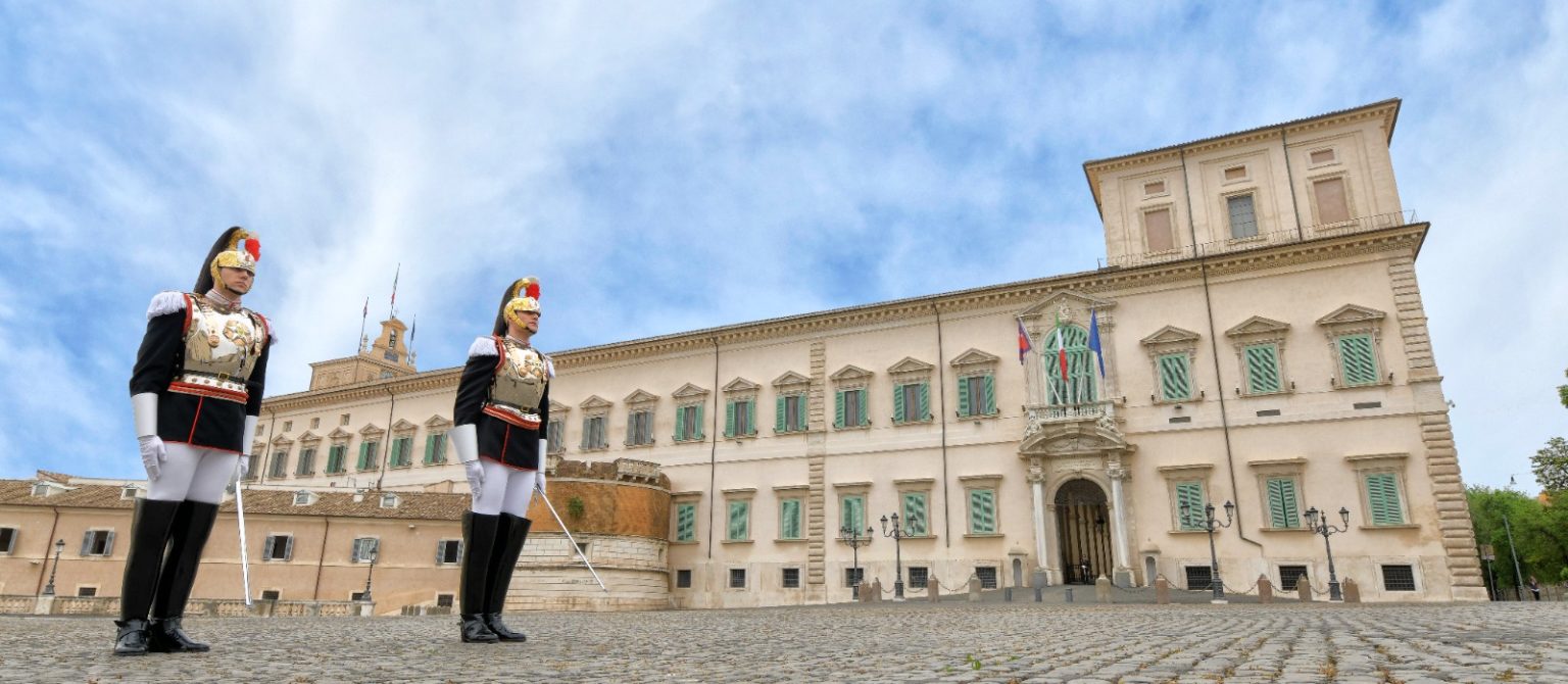 I Corazzieri, la guardia del Capo dello Stato. Tutto quello che c’è da ...