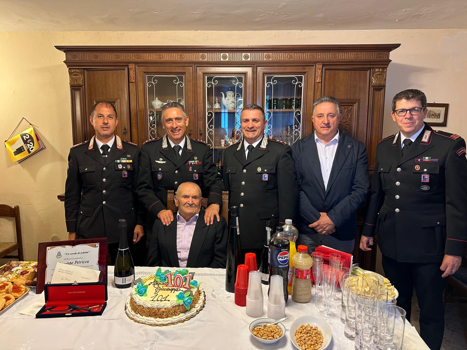Pescosolido – Il carabiniere Giuseppe Petricca compie 101 anni ...