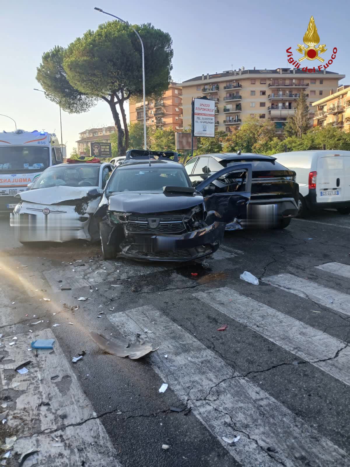 Incidente stradale sulla Casilina a Roma, coinvolte 4 auto, diversi i ...